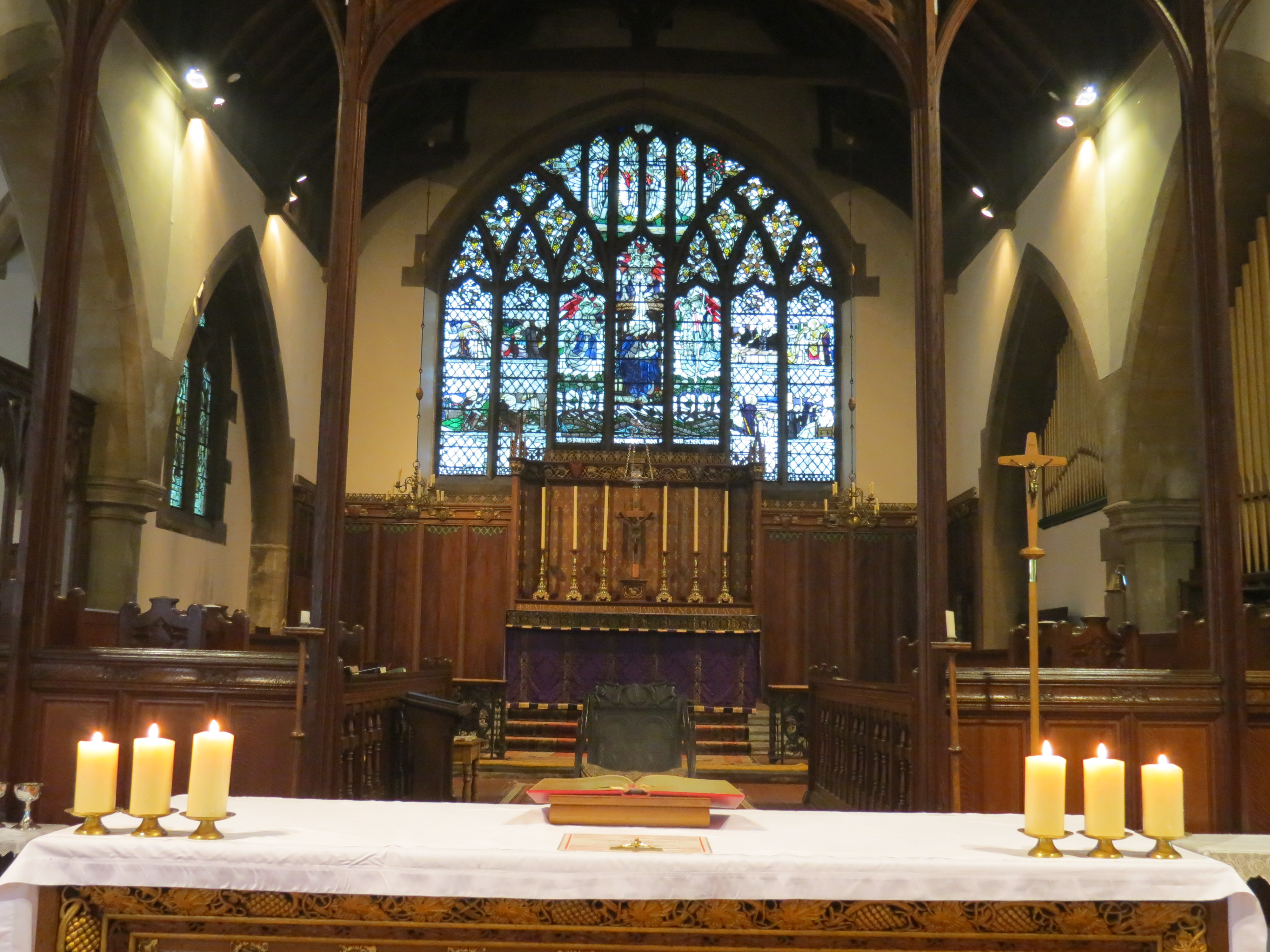 St Anselm's Hatch End | Sunday Parish Mass