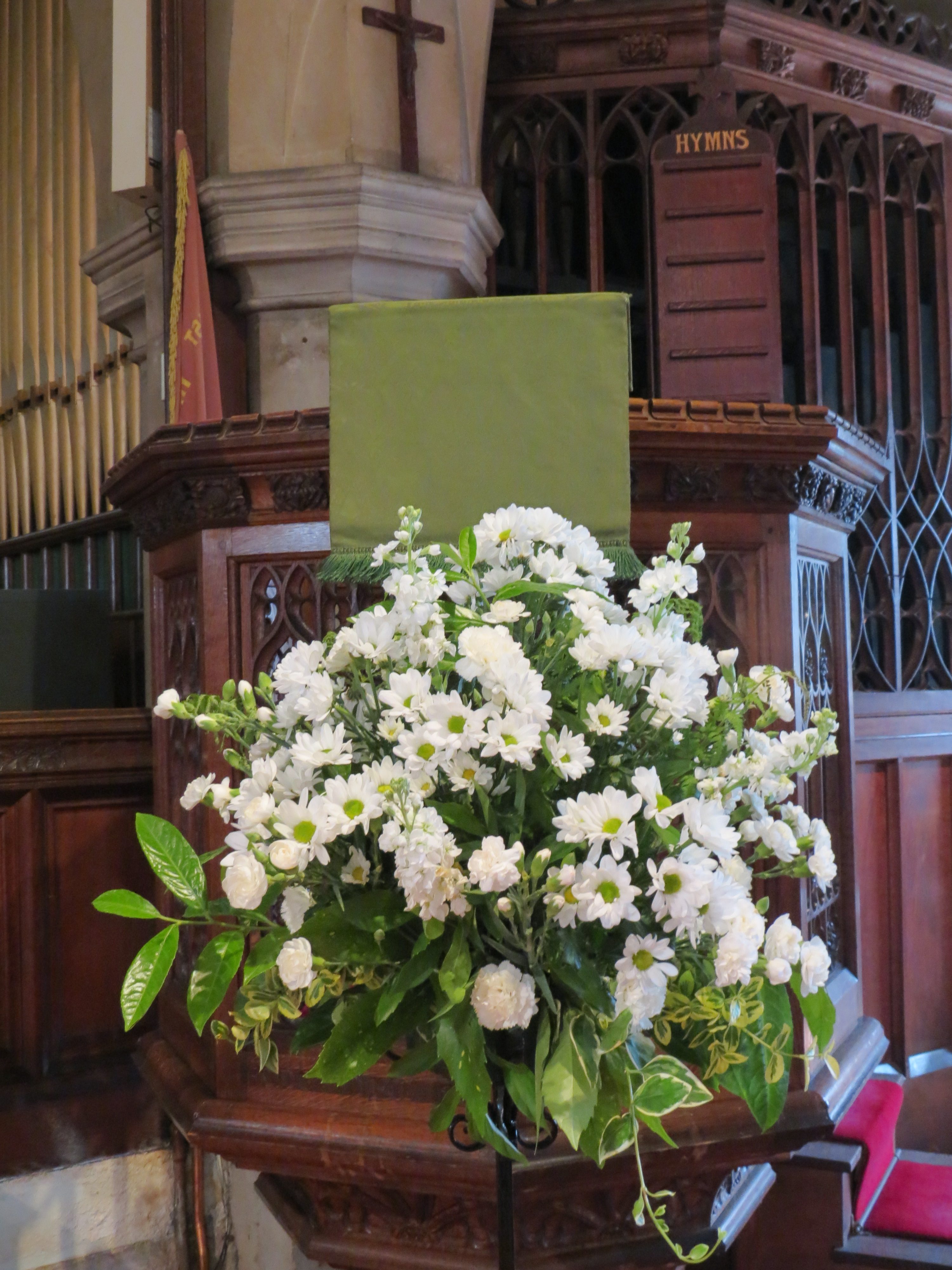 St Anselm's Hatch End | Sunday Parish Mass